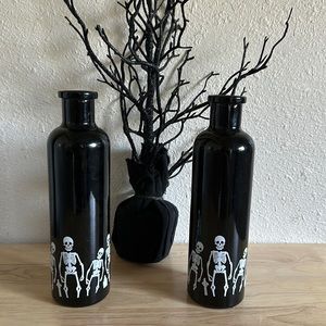 Target | Holiday | New 2 Pc Halloween Target Skeleton Ceramic Vases ...